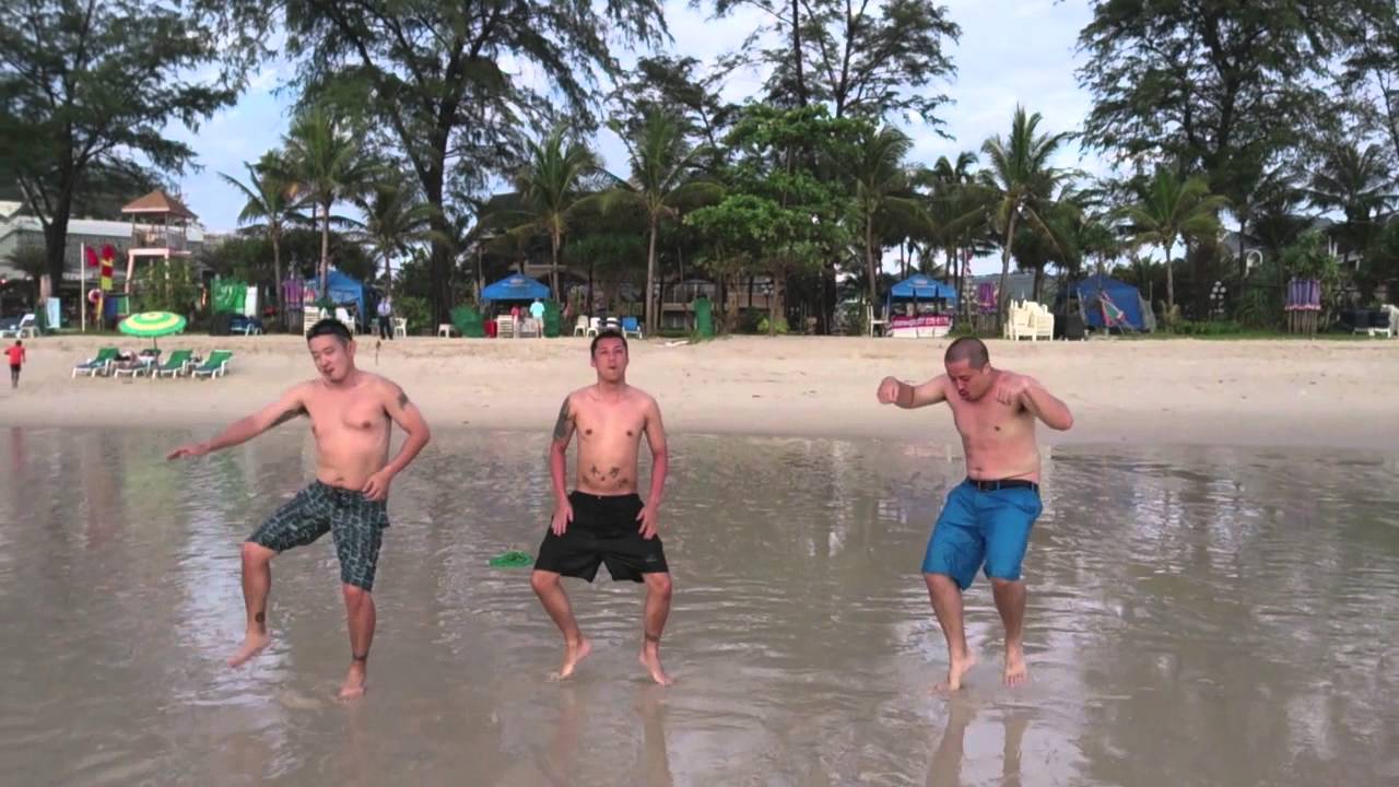 Too much chicken wings (Vlog #59) - YouTube