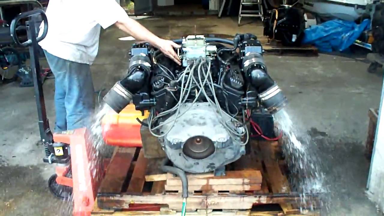 Mercruiser 350 / 260 plus - YouTube
