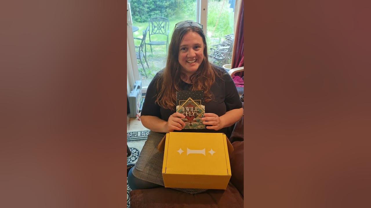 Illumicrate June 2024 unboxing - "I will fly" - YouTube