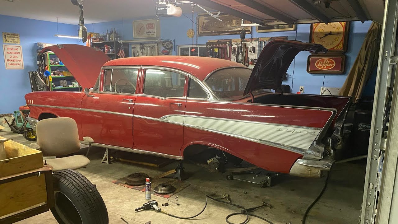 The '57 Chevy BelAir - gas tank leak - YouTube