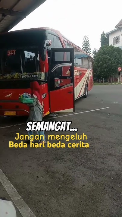Bus Agra Mas SC041 body SR1 dengan single glass #shorts #agramas #agramasmania #viral - YouTube