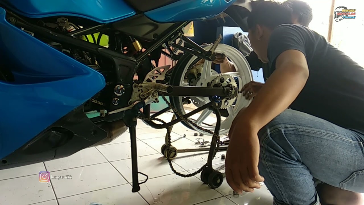 Cara Pasang Velg K45 di Ninja RR - YouTube