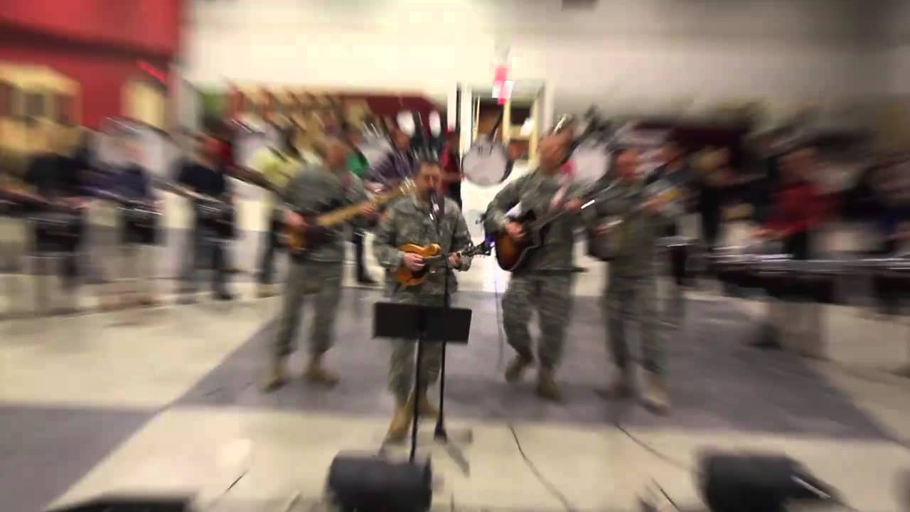 U.S. Army Six Strings Soldiers band - "When Johnny Comes Marching Home ...