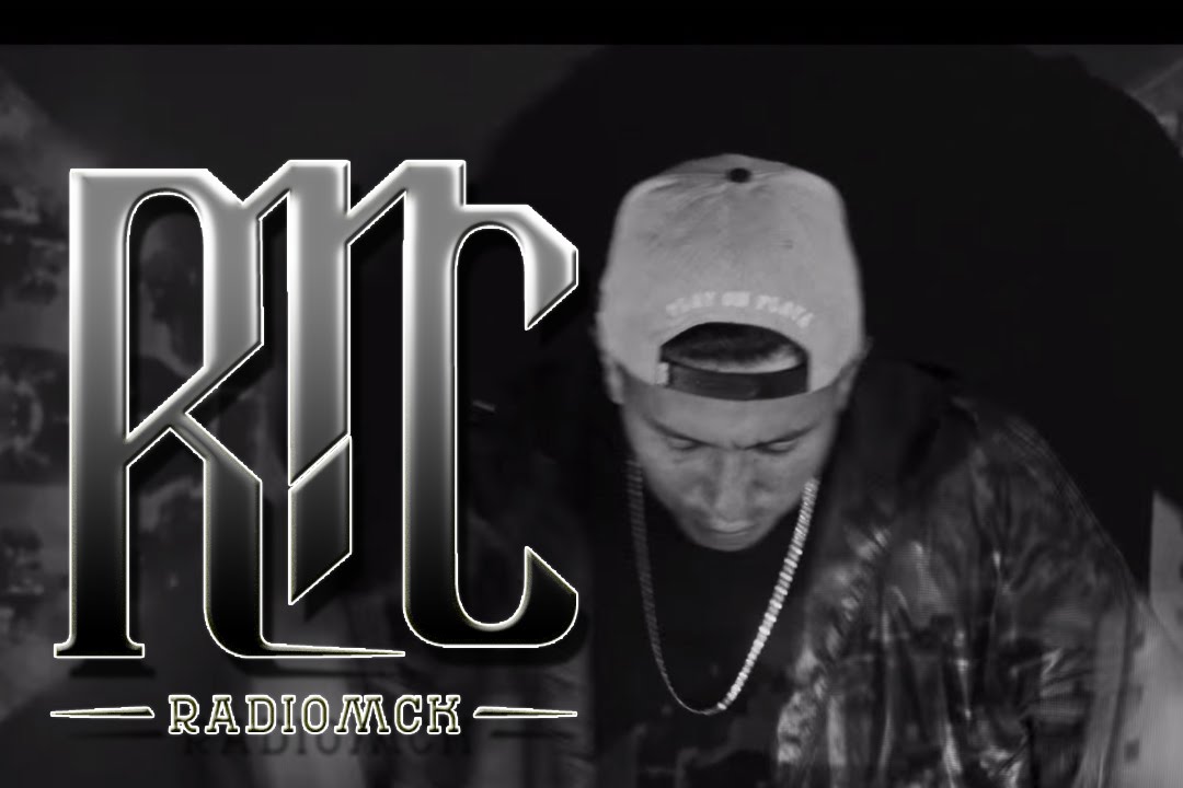 Radio MC - Buscando El Progreso (Video Oficial) 2015 - YouTube