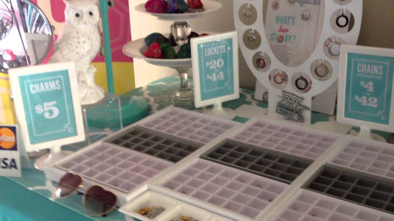 Origami Owl Display Set Up