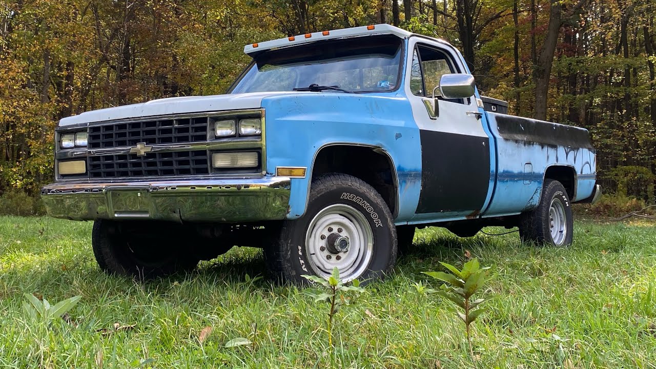 Replacing U-Joints and Welding Up an Exhaust on the 1985 Square Body ...