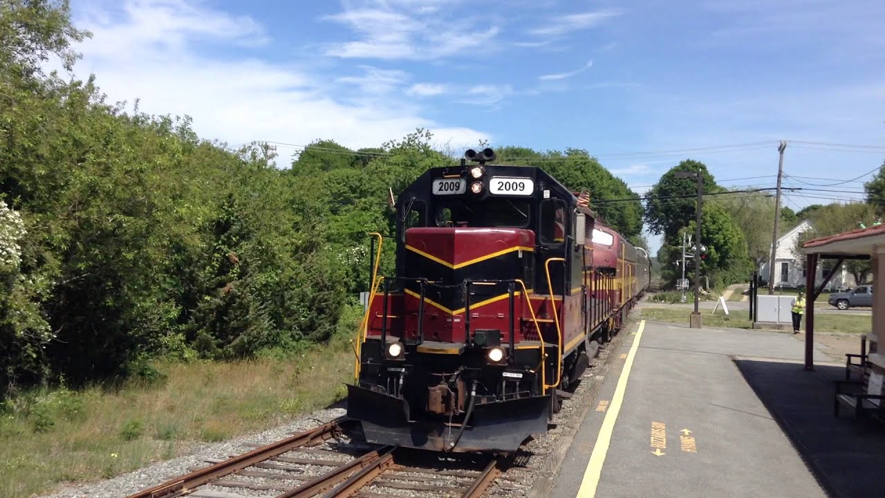 Cape Cod Central's "Shoreline Excursion Train With Horn Switches - YouTube
