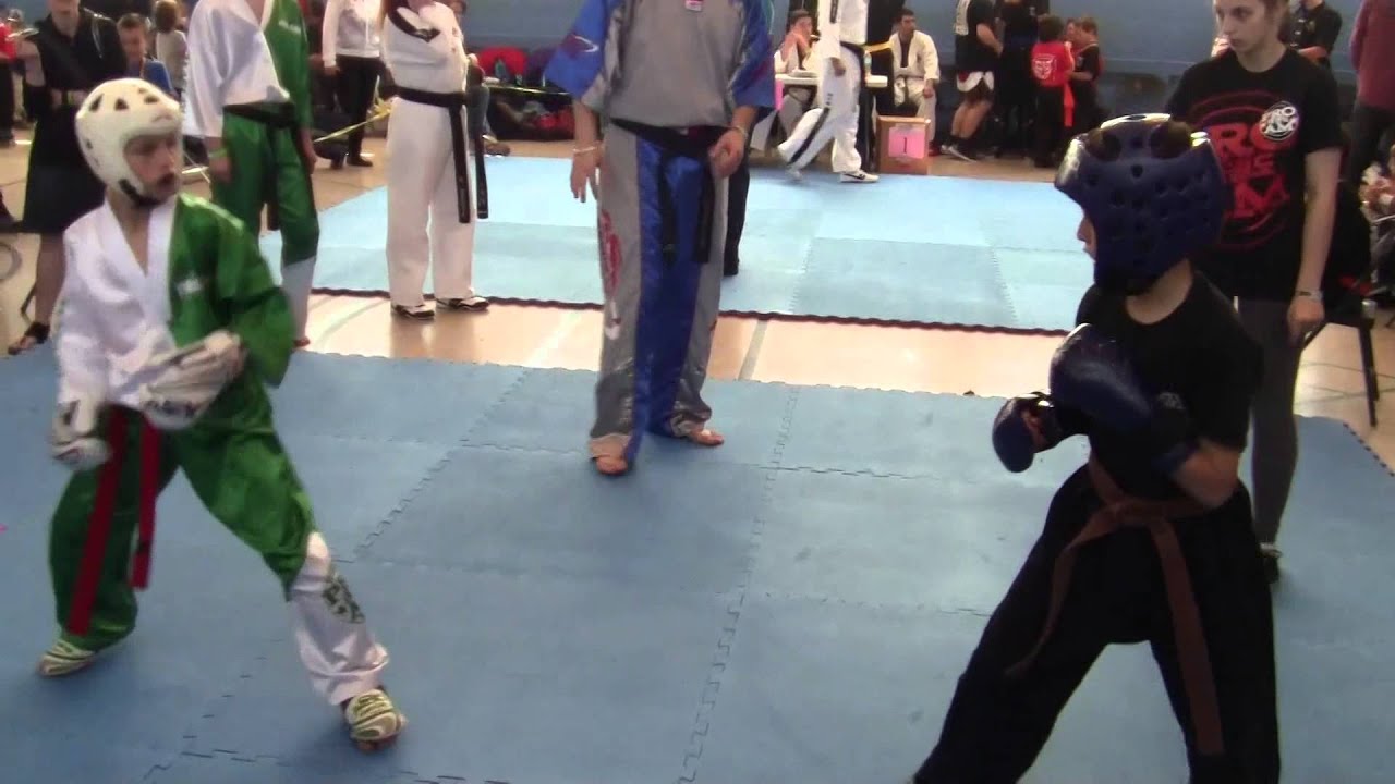 Justin Charron - IAM 2015 - Fight 1 - YouTube
