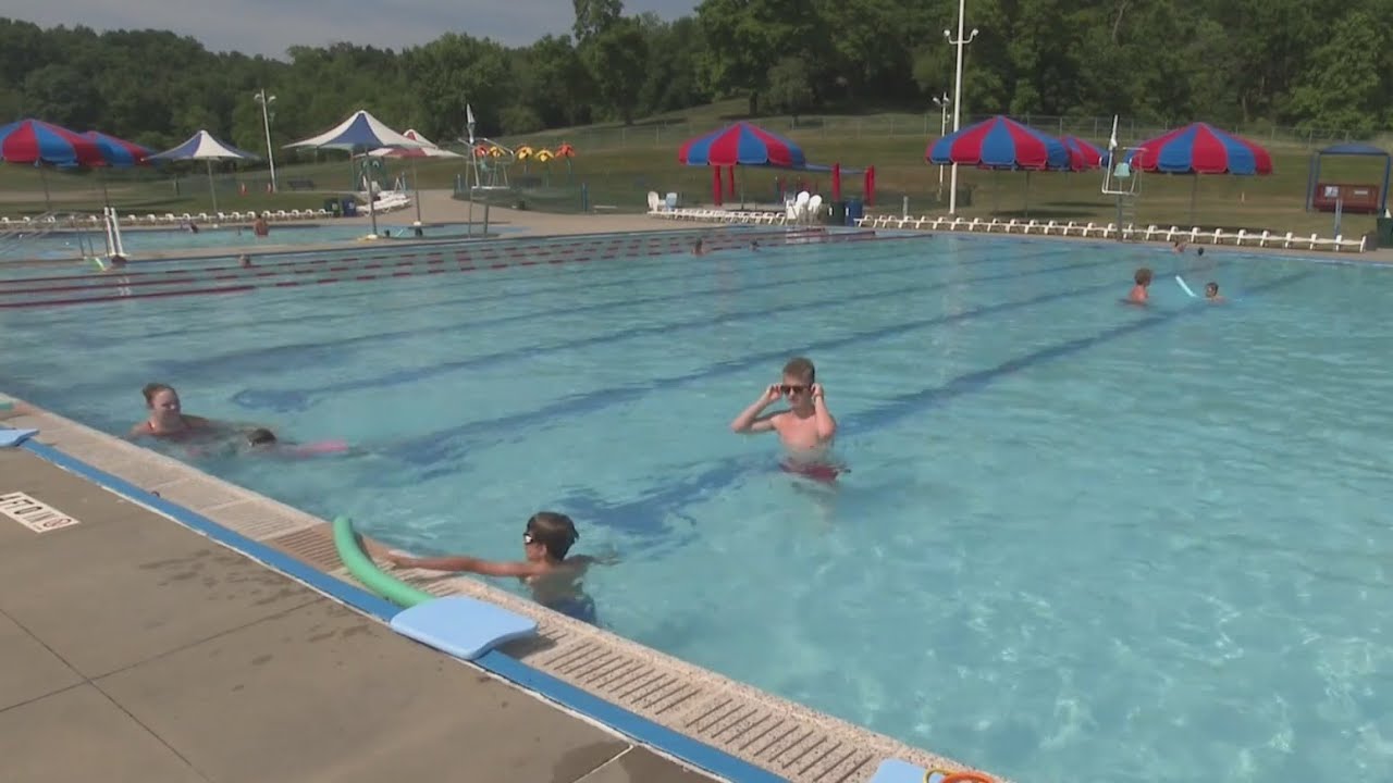 How pools are keeping people pool amid Pittsburgh heat wave - YouTube