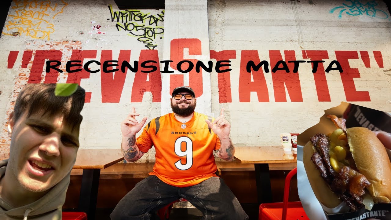 SONO STATO NEL FAST FOOD DI MOCHO A MILANO! - VLOG #16 - YouTube