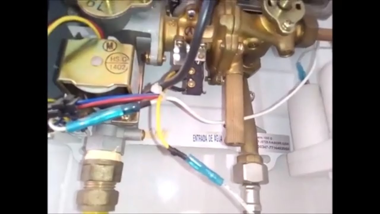 CALENTADOR O CALEFON PIERDE AGUA Y MOJA EL MICROSWITCH - YouTube