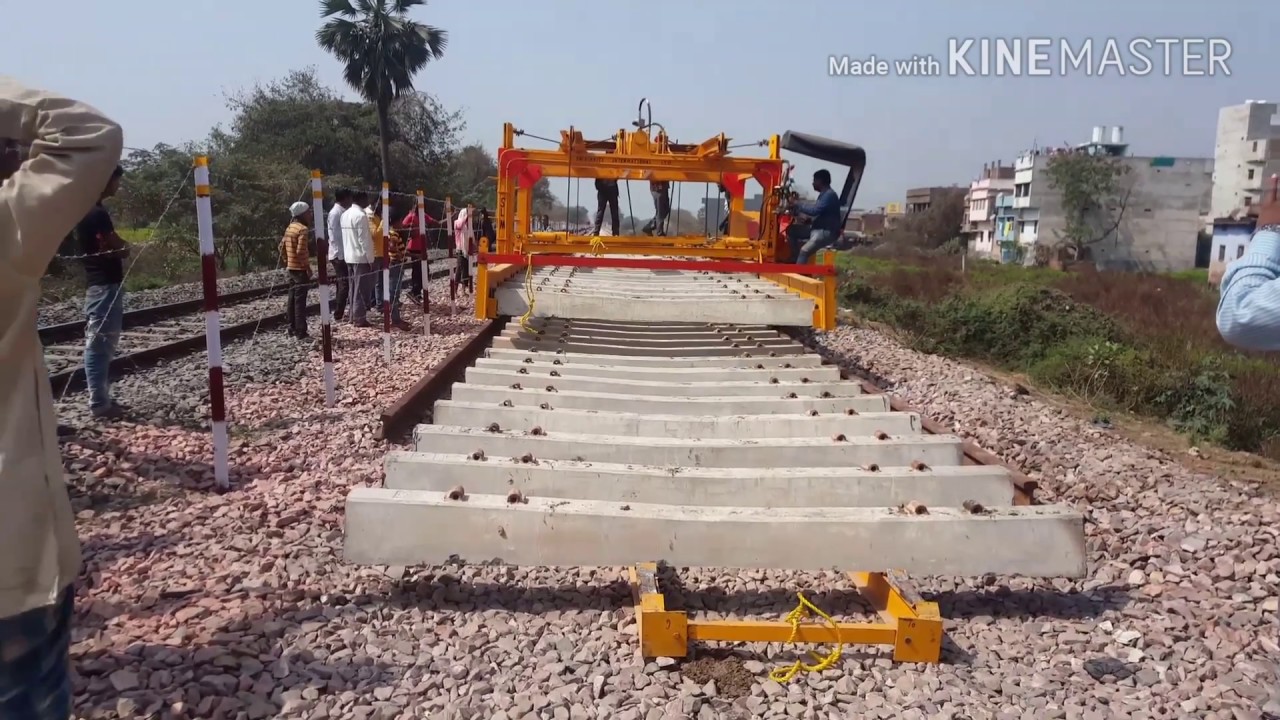 Mechanised /Modern track machine EQUIPMENT laying of railway tracks by ...
