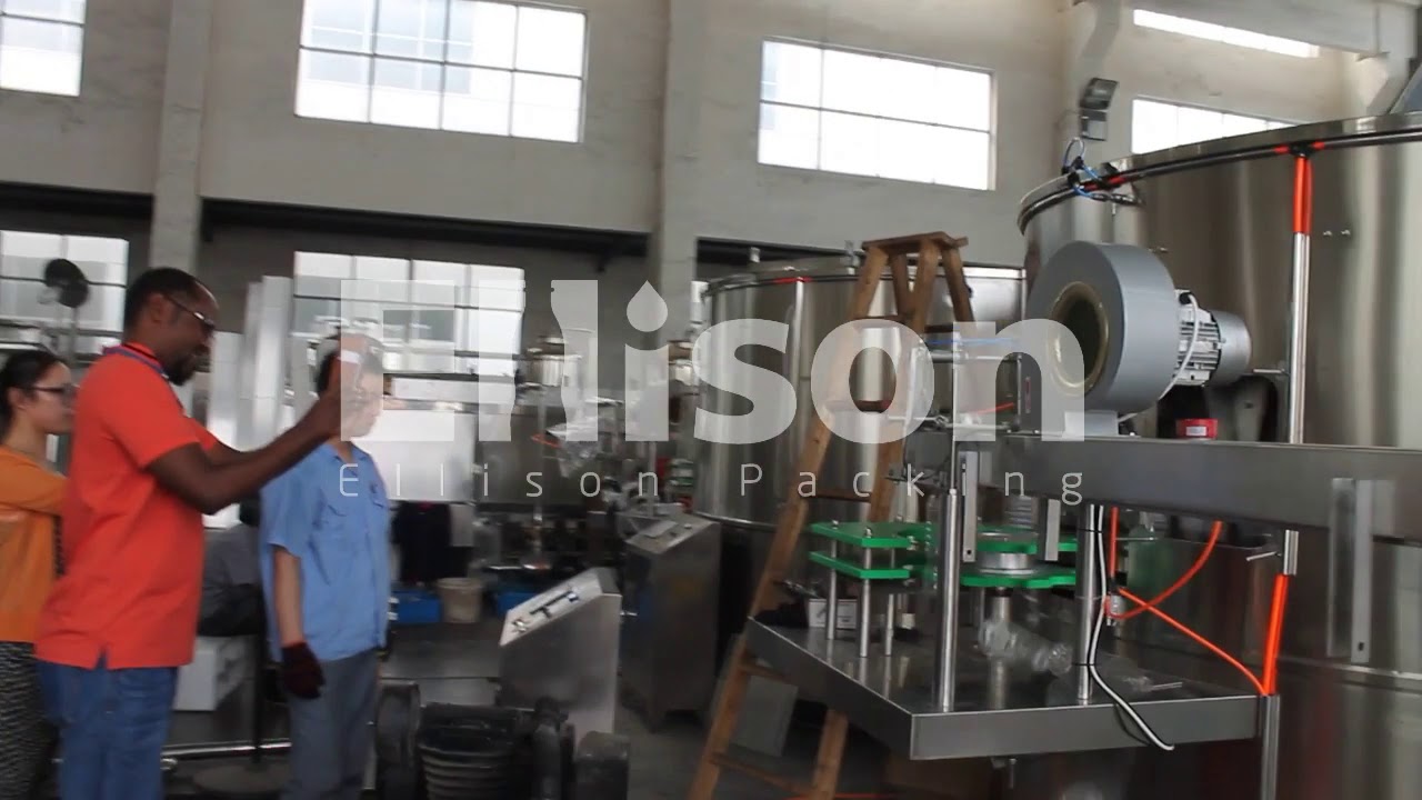 Automatic plastic bottle unscrambler - YouTube