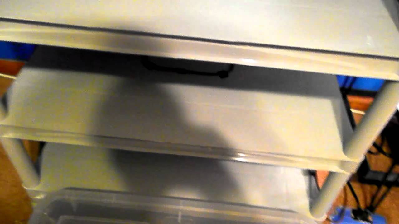 Cheap, easy to make snake rack - YouTube