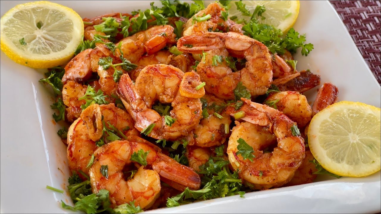 Recette de Crevettes Sautées à L’ail et au Persil, Prêtes en Moins de ...