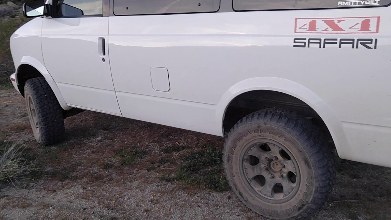 lifted astro van - YouTube