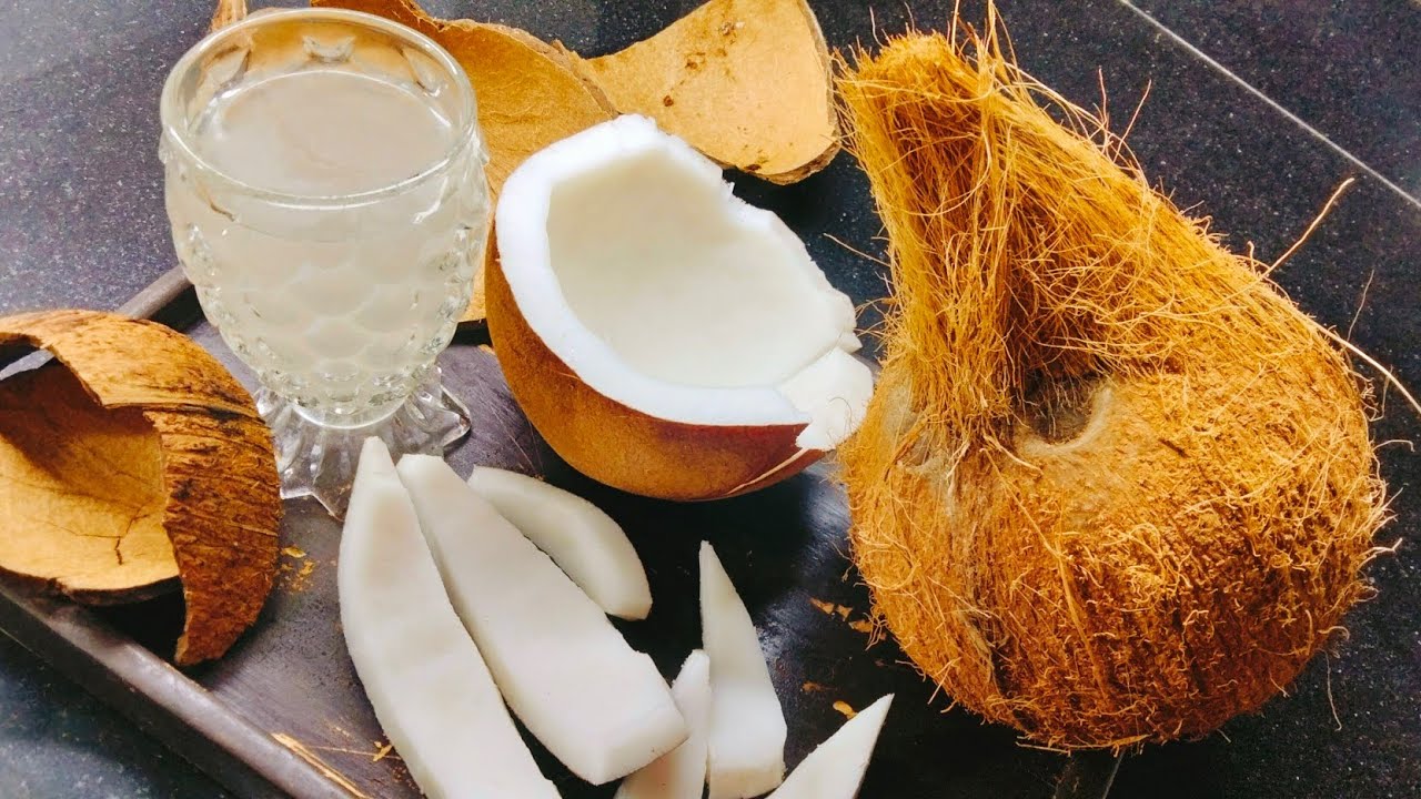 How to Break Coconut Easily | Easy way to Break Coconut | Home Time PK ...