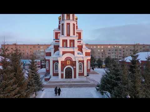 Никогда не говори, что ты плохо живешь. Цени то что имеешь