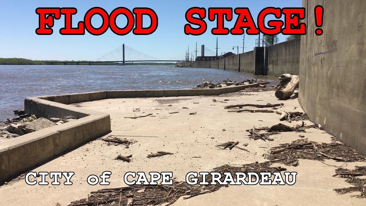 FLOOD STAGE! (Exploring Flooded Riverfront Park) MISSISSIPPI RIVER ...