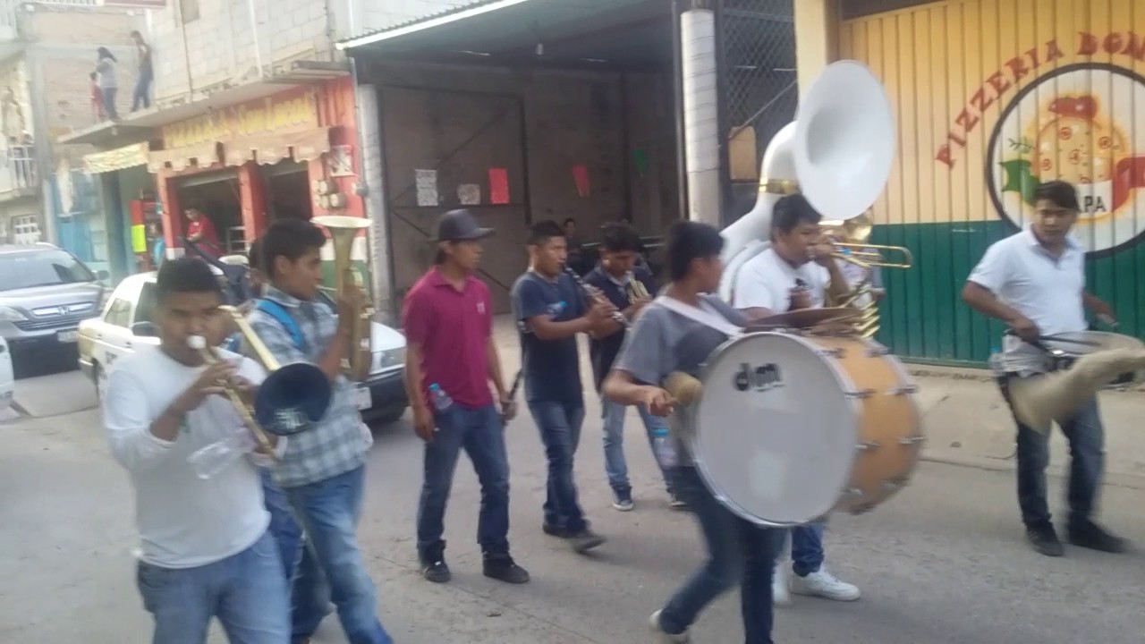 Los chones y maromeros de Tototepec, Son de Chilecahuita - YouTube