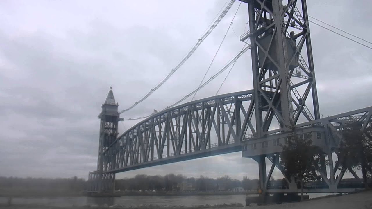 Railroad Bridge Going Up - YouTube