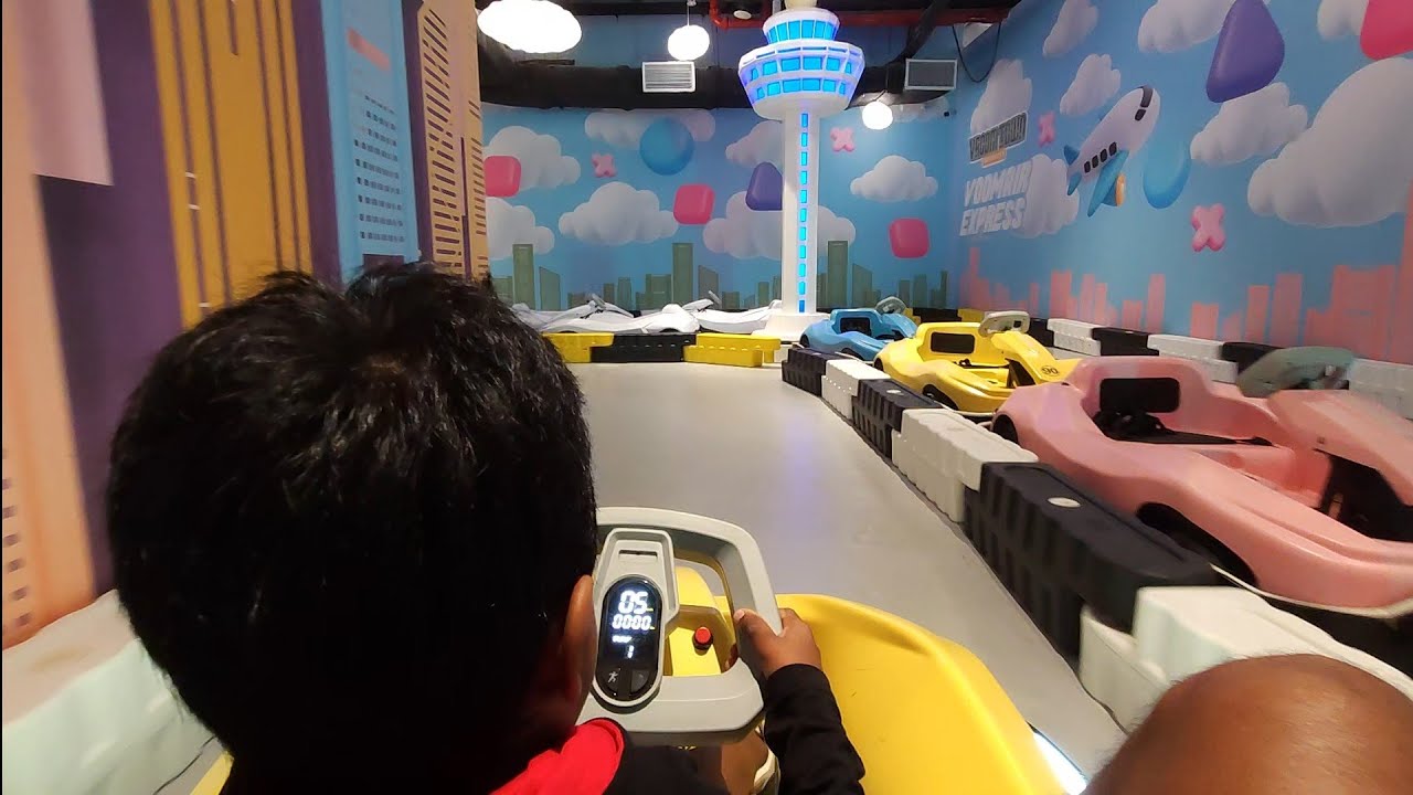Vroom town driving city - indoor driving for kids - YouTube