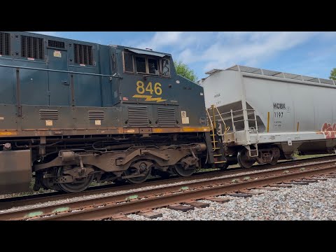 CSX 846 Leads CSX L612-01 SB Local Train Departing Florence SC Longhood Forward - YouTube