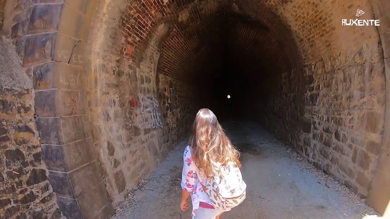 Swan View Tunnel - Perth - YouTube