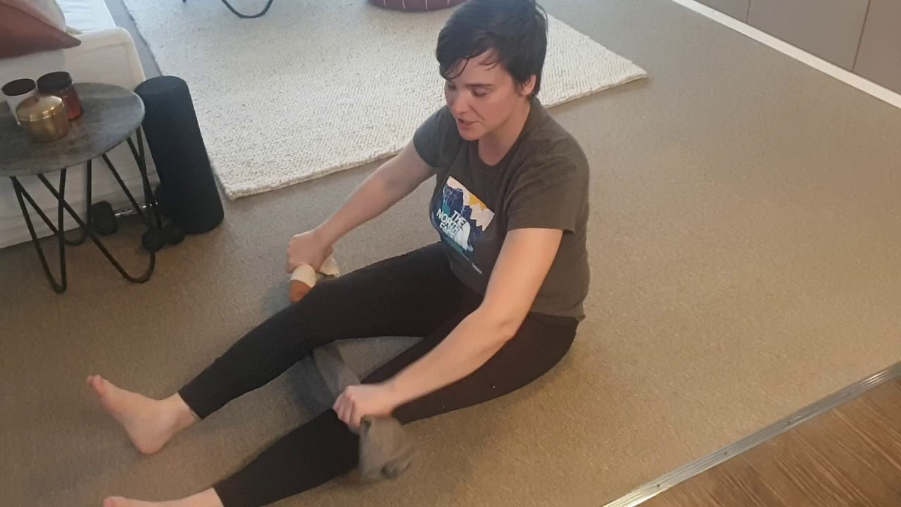 Hamstring release - YouTube