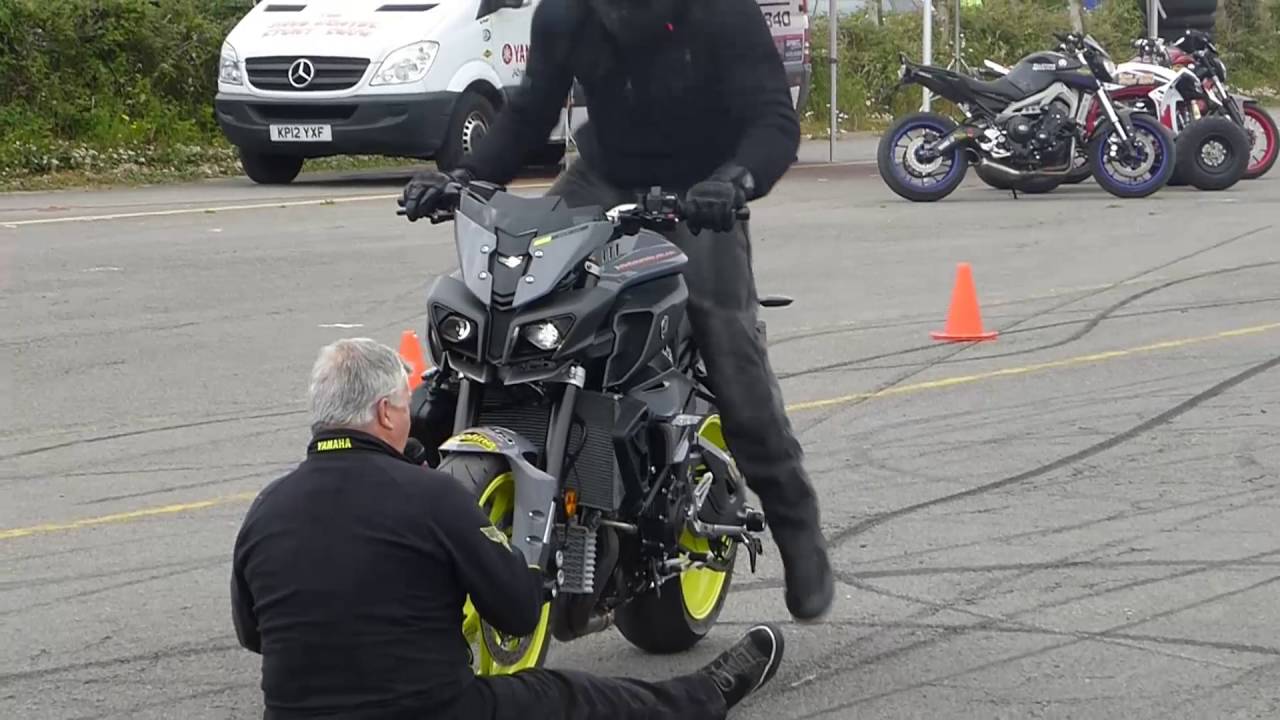 Dave Coates Motorbike Stunts - YouTube