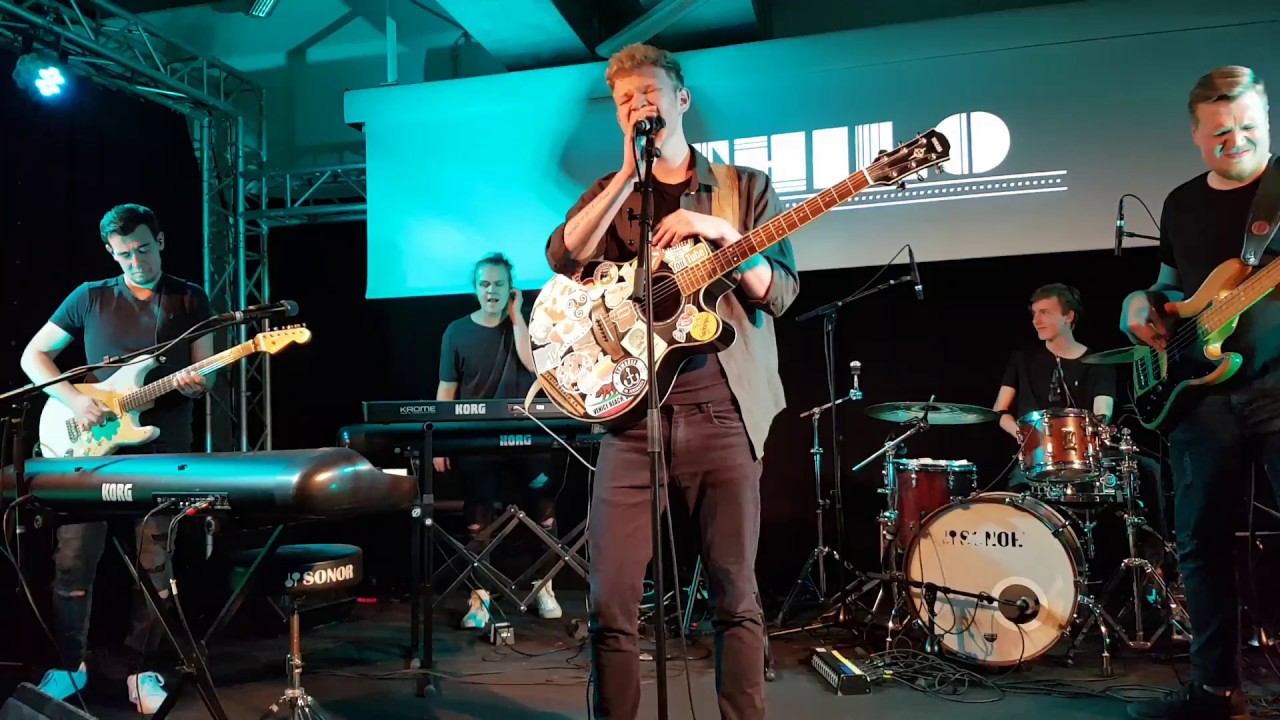 Thilo - Sweet & Sour (live) @ Work in Progress Club - YouTube