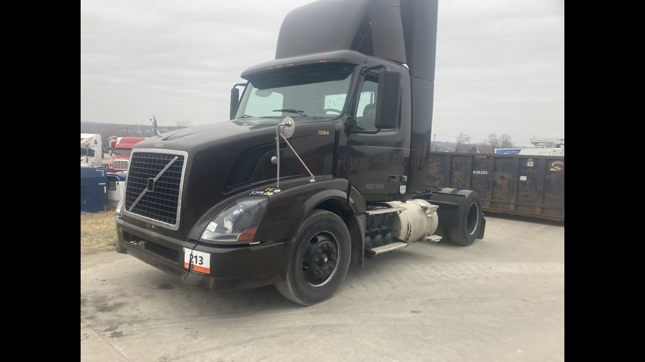 2009 Volvo VNL - Parts Unit 09VV075 - YouTube
