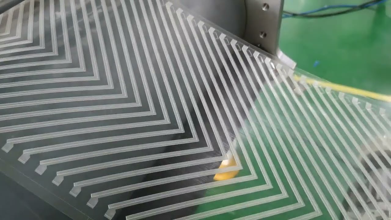 Gap die cut L shape with finger lift - YouTube