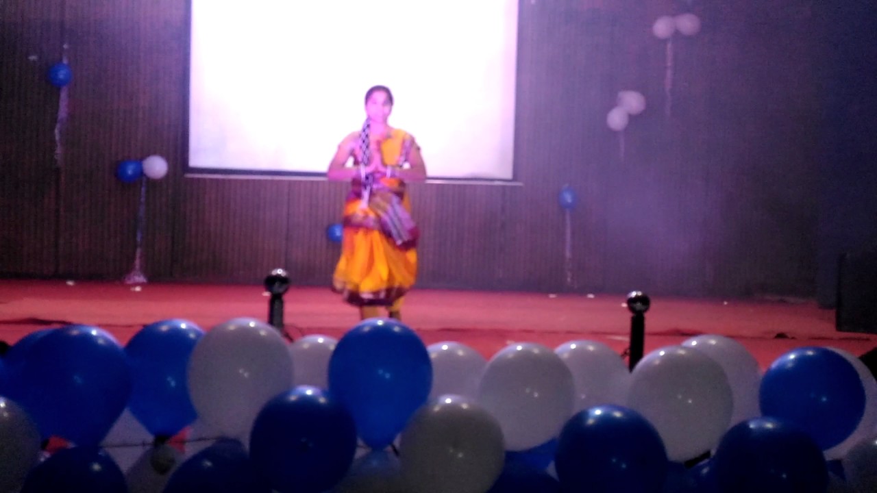 Classical welcome dance performance by MOUNIKA - YouTube