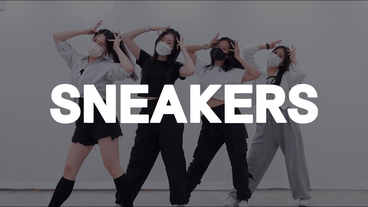 ITZY - SNEAKERS / 화목 8시 class [MINICHU:M LESSON] - YouTube