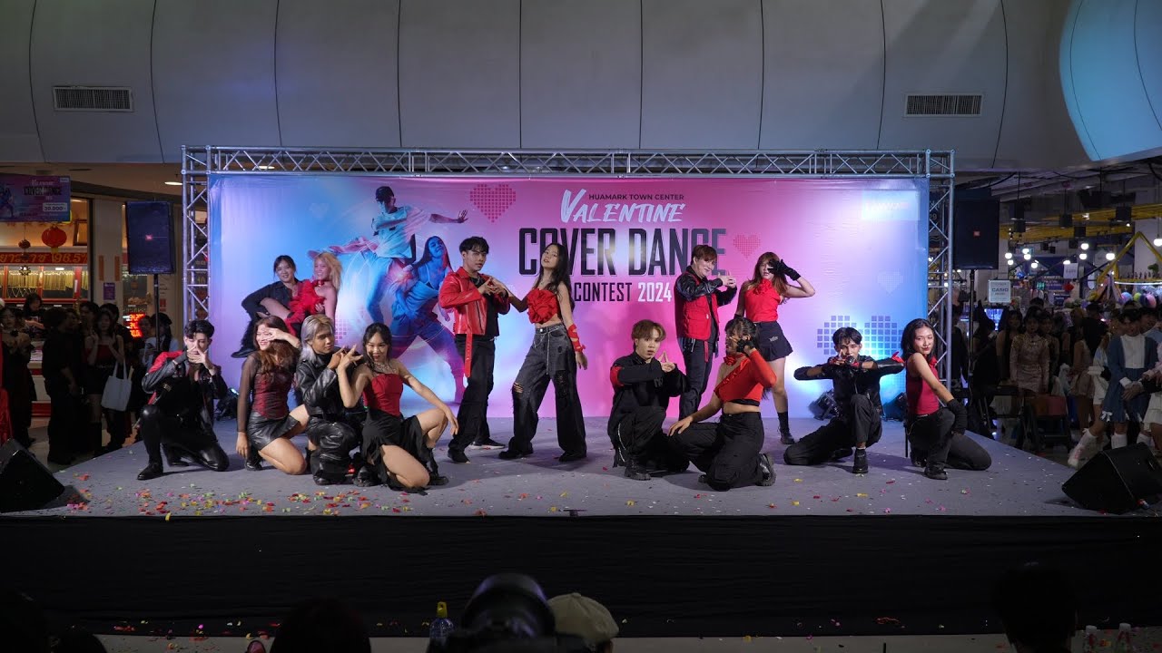 240217 E.Dit cover 4EVE - I LIKE BOYS + OOH LA LA! @ Huamark Town ...