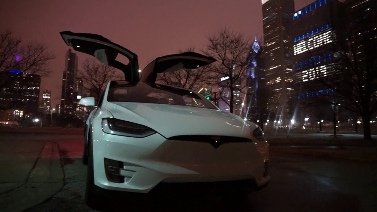 Tesla Model X New year update Christmas lights show 2019 dancing - YouTube