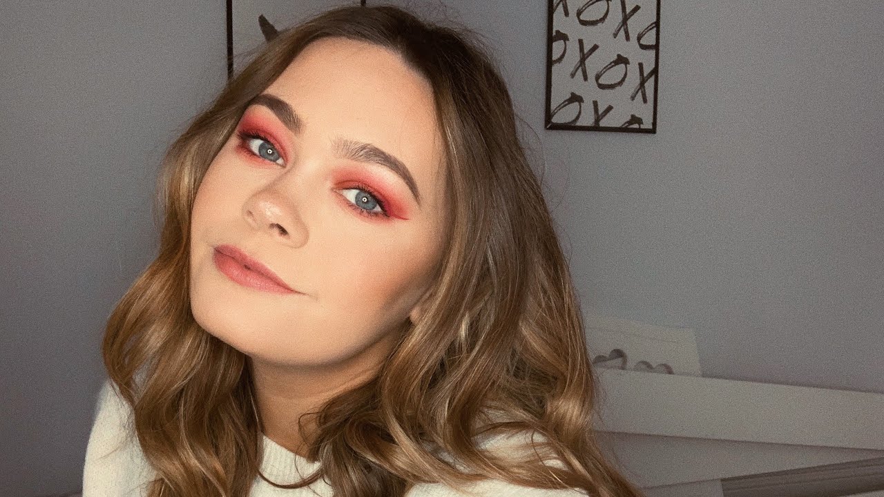FUN VALENTINES MAKEUP TUTORIAL| BETH ROLLINGS - YouTube