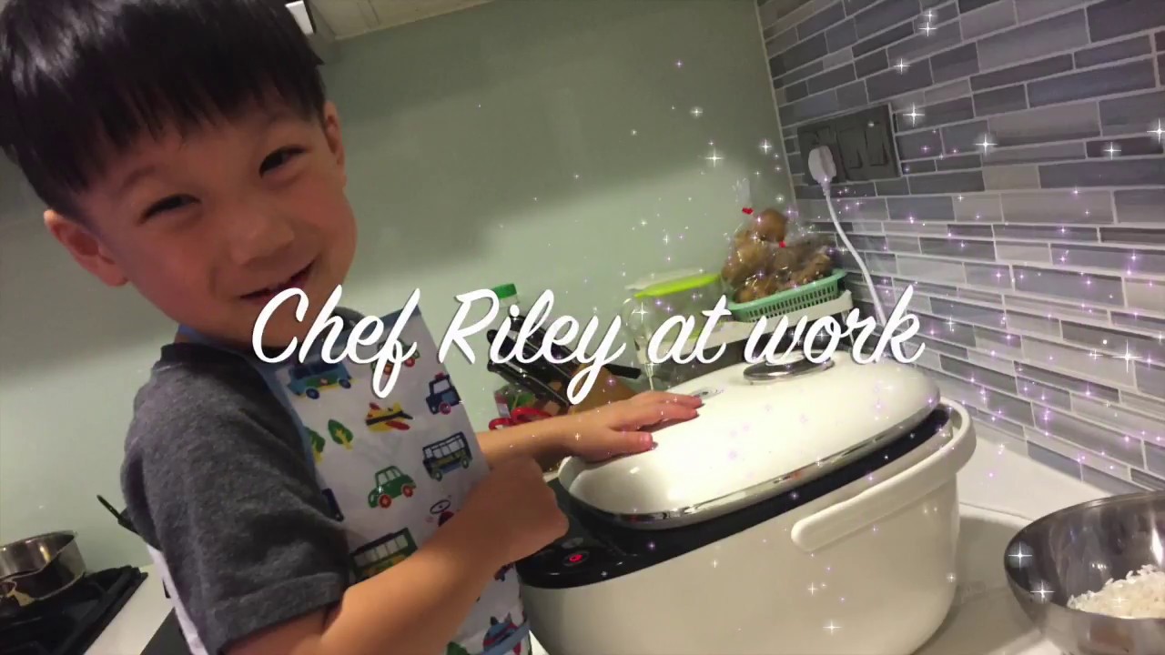 Chef Riley makes dinner - YouTube