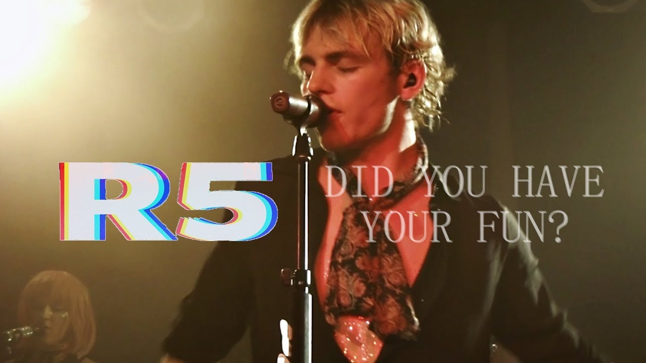 R5 - DID YOU HAVE YOUR FUN? (New Addictions Tour) Cologne, Germany Oct ...