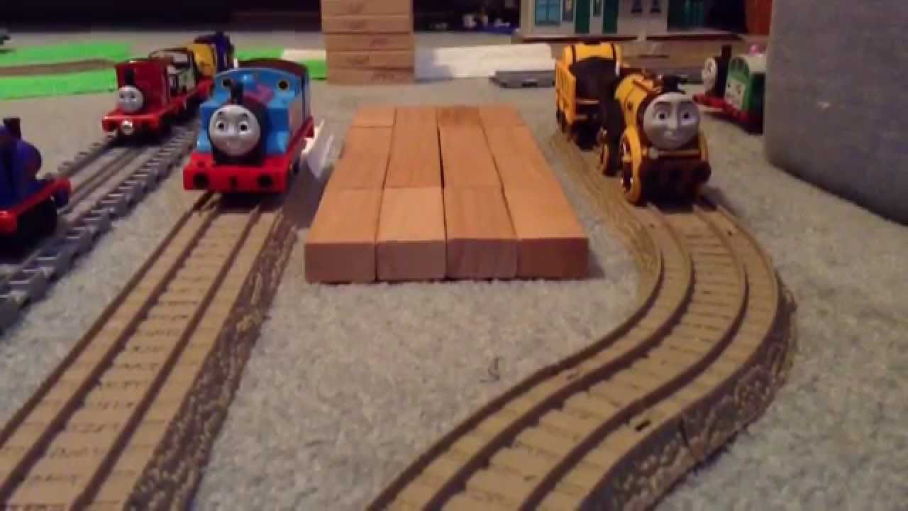 TrackMaster Sodor Races R2 Races 1&2: Thomas V.S. Stephen & Rosie V.S ...