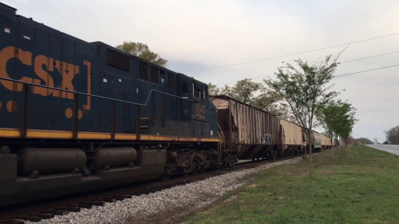 CSX unit grain train at Pendergrass GA - YouTube