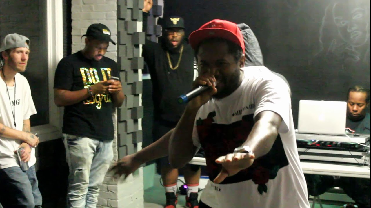 Bryan Lyrics x Exo Skeleton - Envy - YouTube