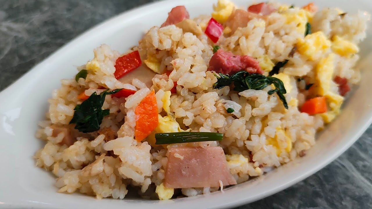 Gawing masarap na fried rice ang tira tirang ulam - YouTube