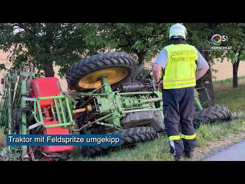 Traktor mit Feldspritze umgekipp - YouTube