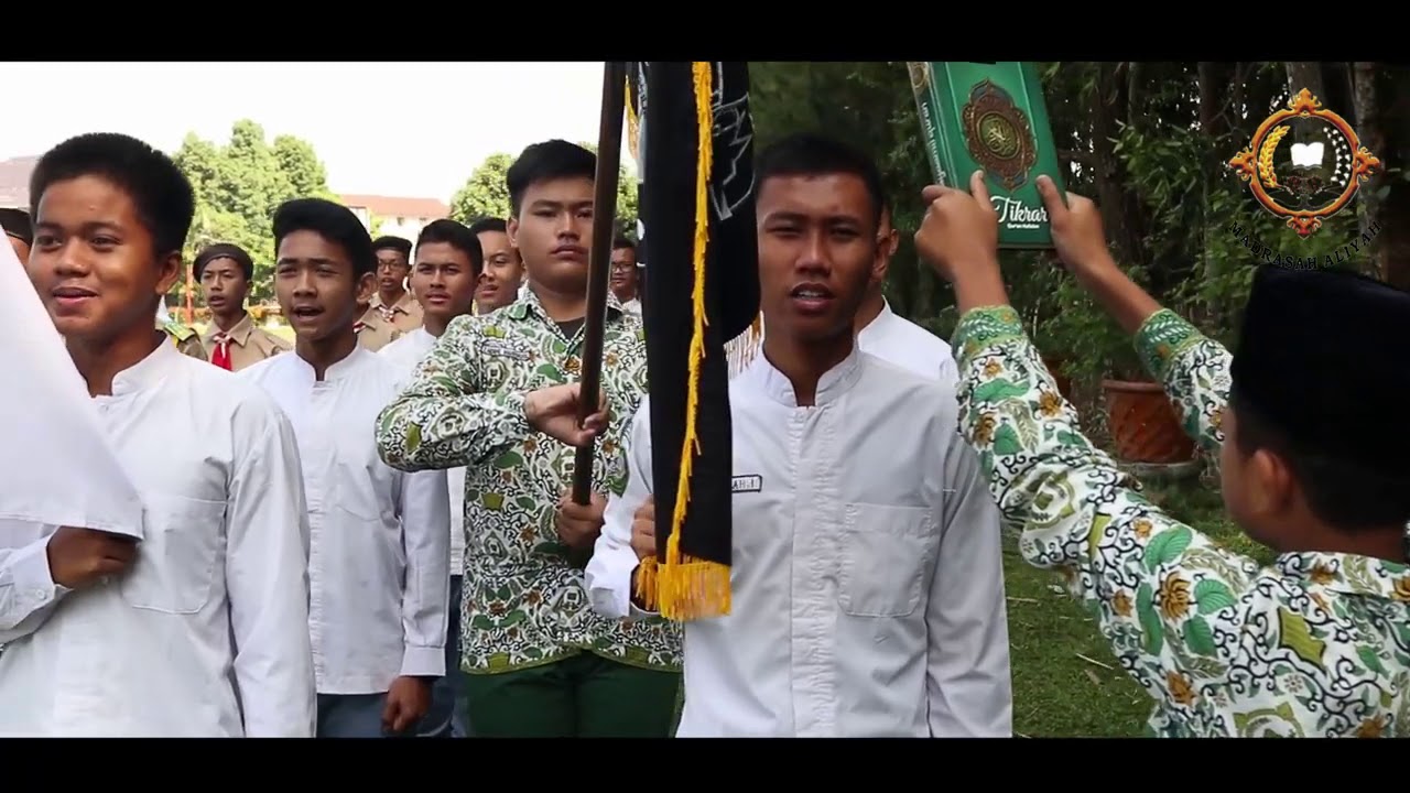 Sahid Pesantren Pelantikan OSIS, MPK & Ambalan - YouTube