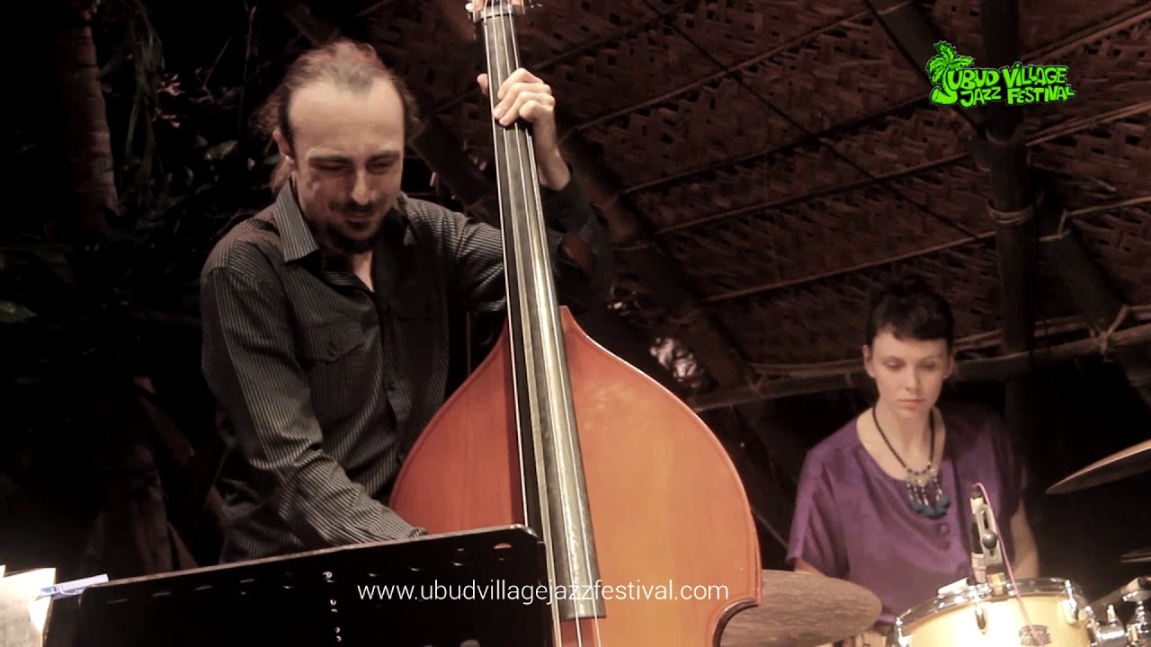 ADE ISHS TRIO-VICTORIA SUNSET-AT UBUD VILLAGE JAZZ FESTIVAL 2018 - YouTube