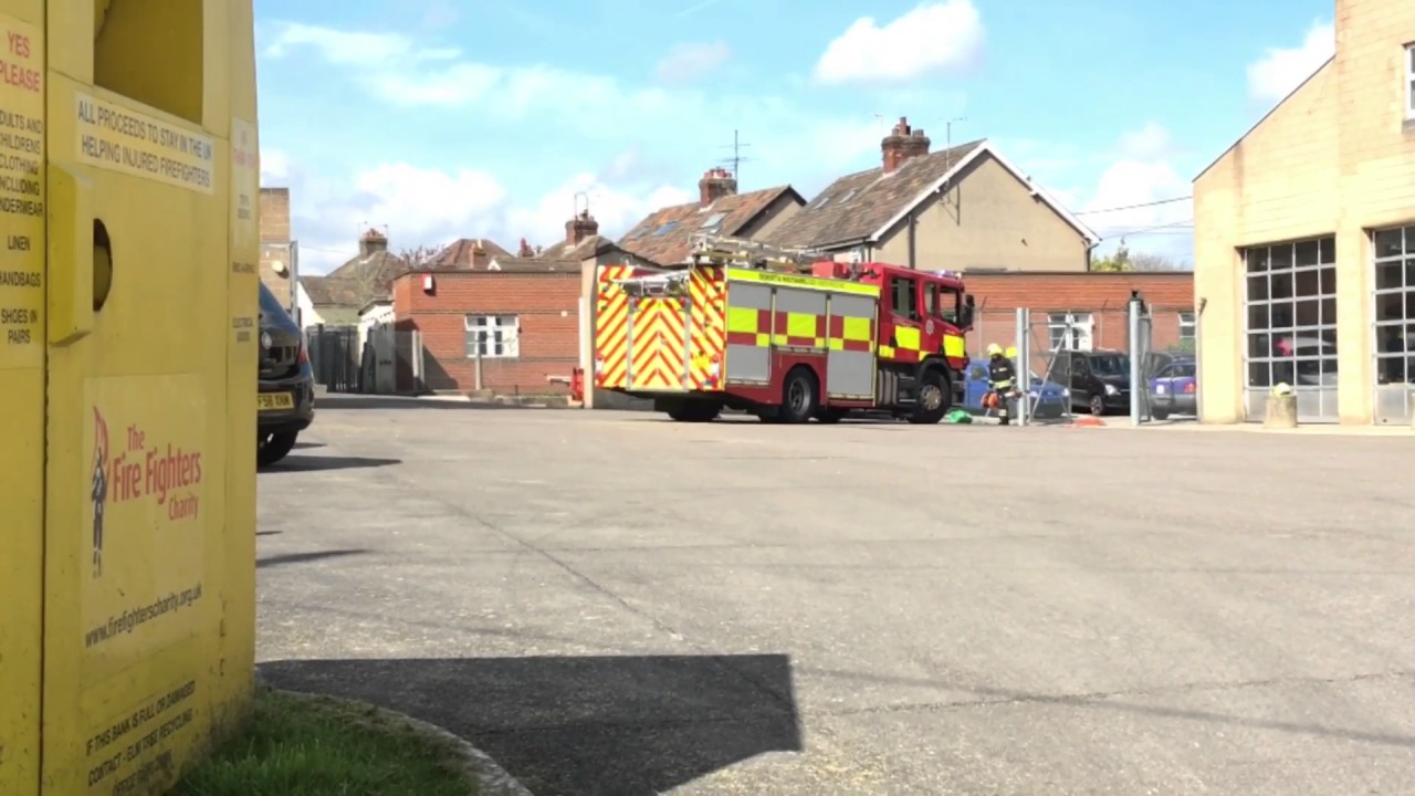 Dorset and Wiltshire Fire and Rescue Service. Chippenham crew training ...