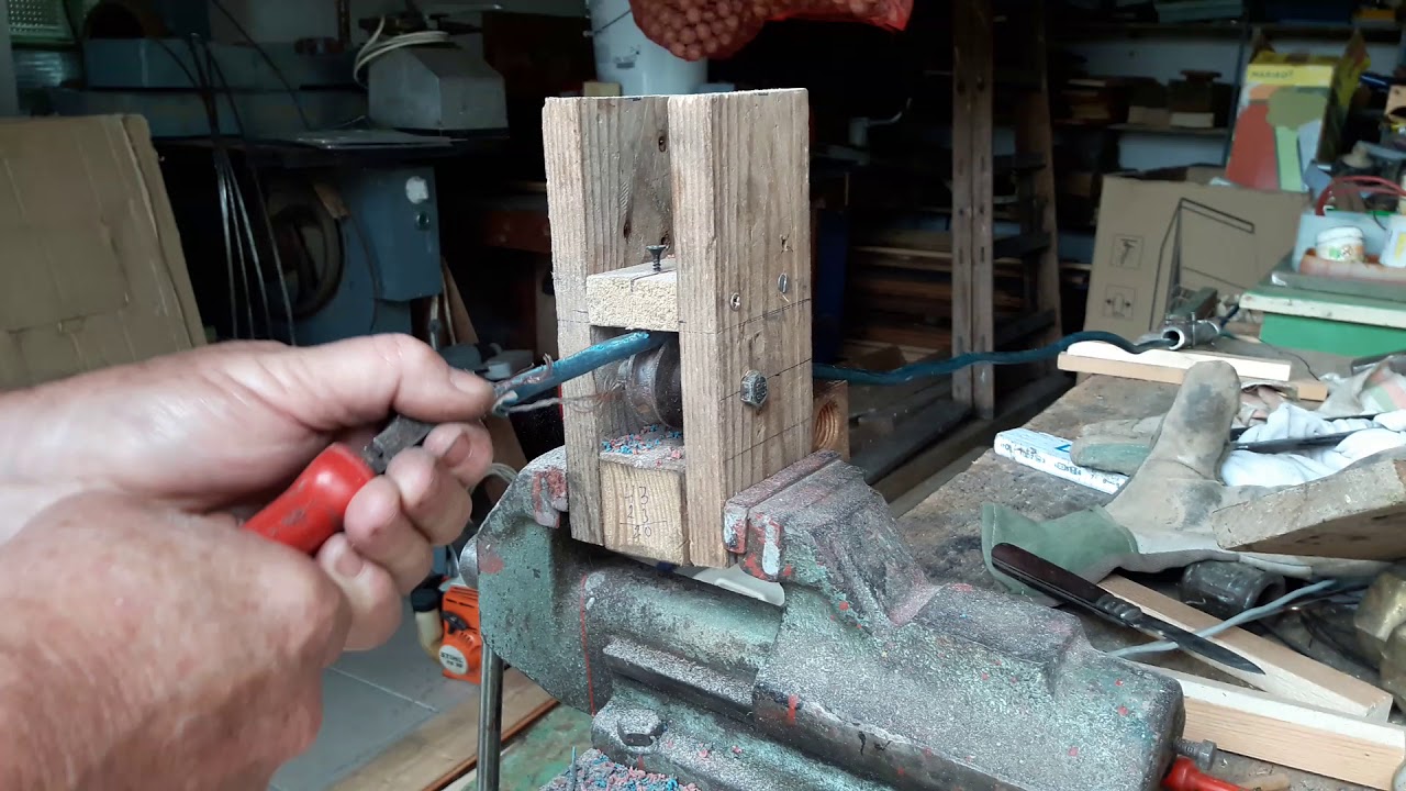 DIY Home Made CABLE STRIPPER - Kábel pucoló, Vezeték blankoló "GÉP ...