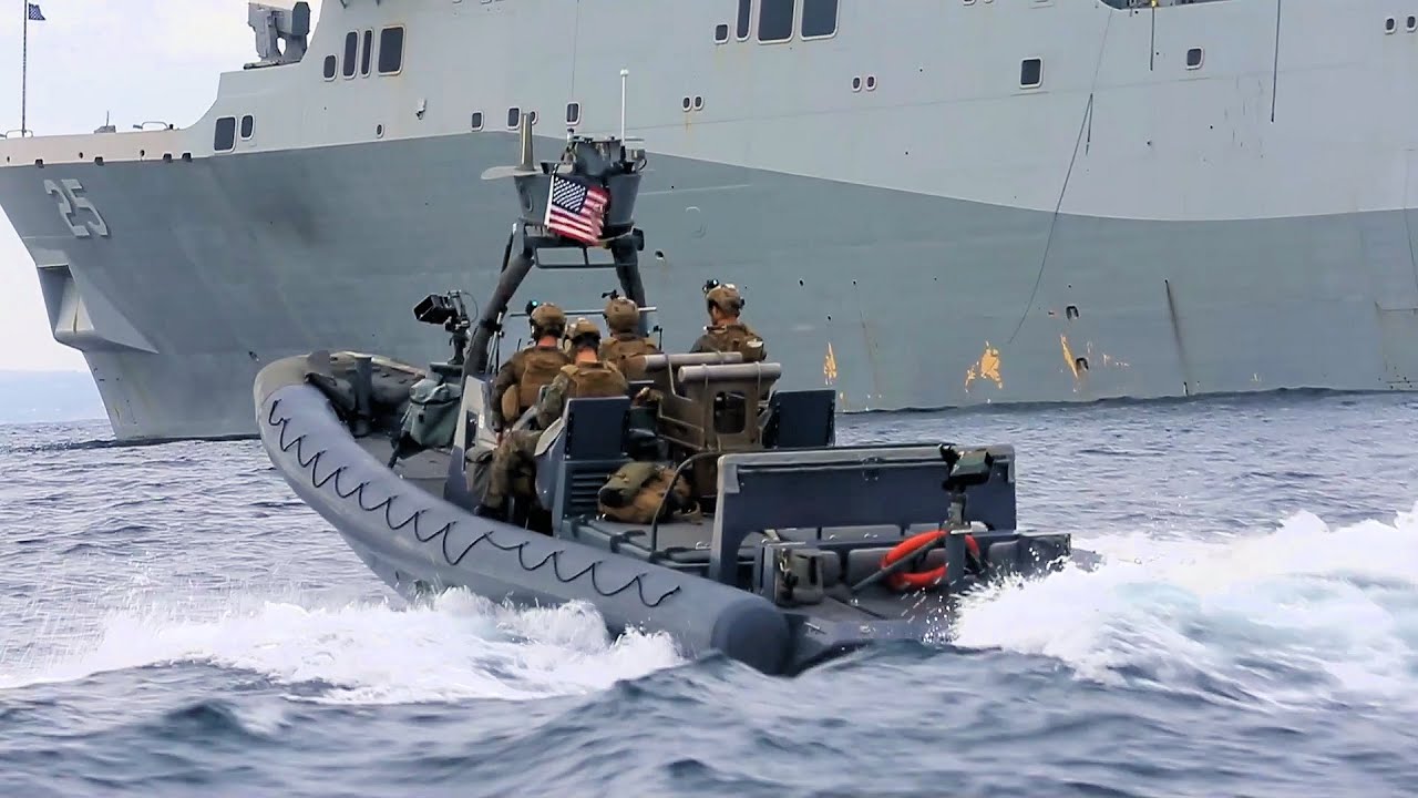 Marines Small Boat Train Alongside USS Somerset - YouTube